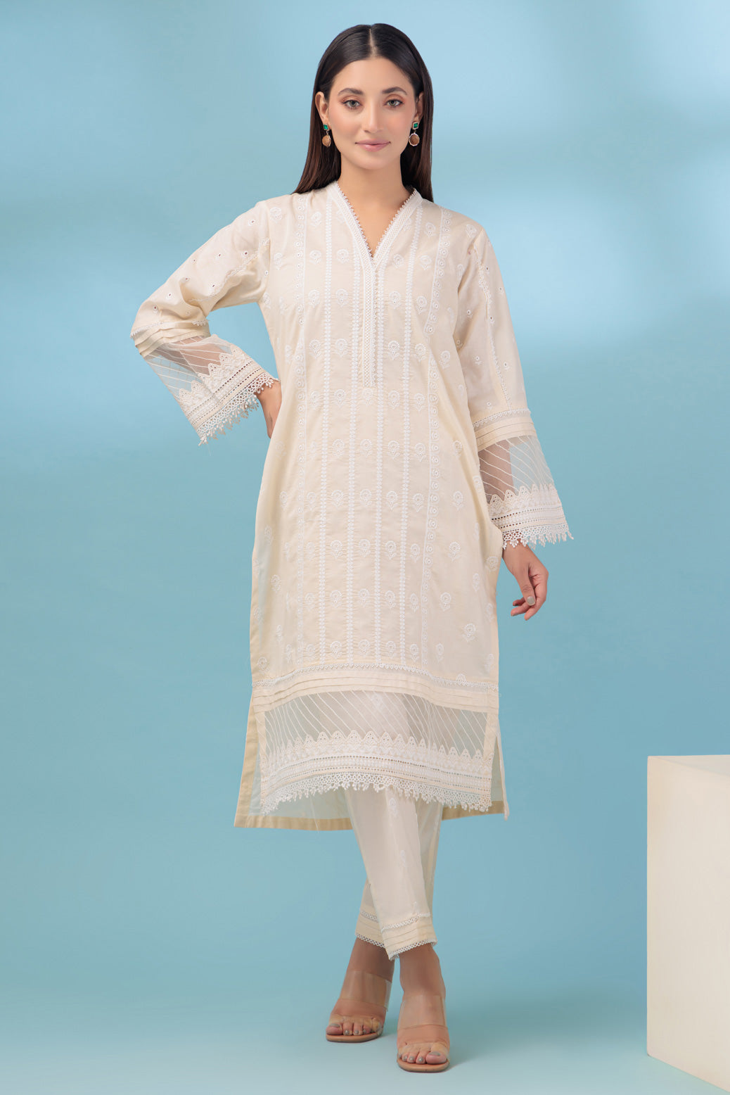 WHITE-CAMBRIC-2 PIECE (SSS232P24) – Bonanza Satrangi